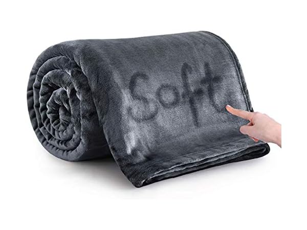 Top 10 Best Bed Throws for Bedroom in 2025 - FindThisBest (UK)